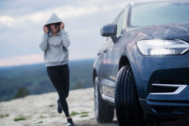 Nokian Tyres Hakka Blue 3 - Hyvä märkäpito / Nokian Renkaat